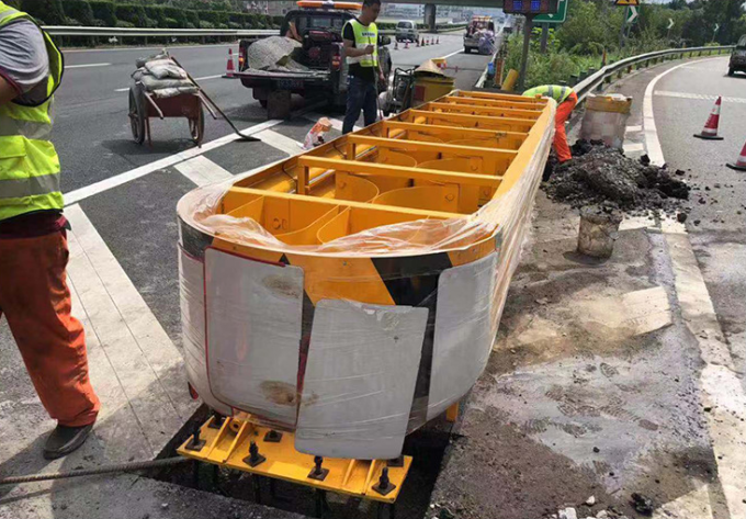 Galvanized And Powder Coated Traffic Steel Barrier Shield For Road Safety