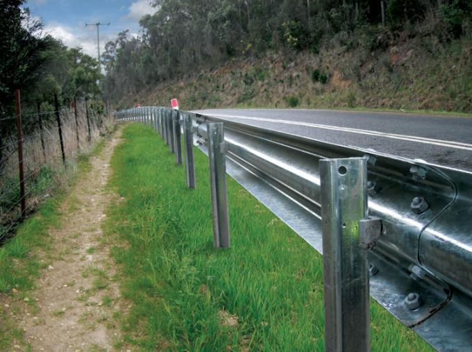 En1317 N1 Steel Fence Highway Guardrail Traffic Barrier Two Wave Beam ...