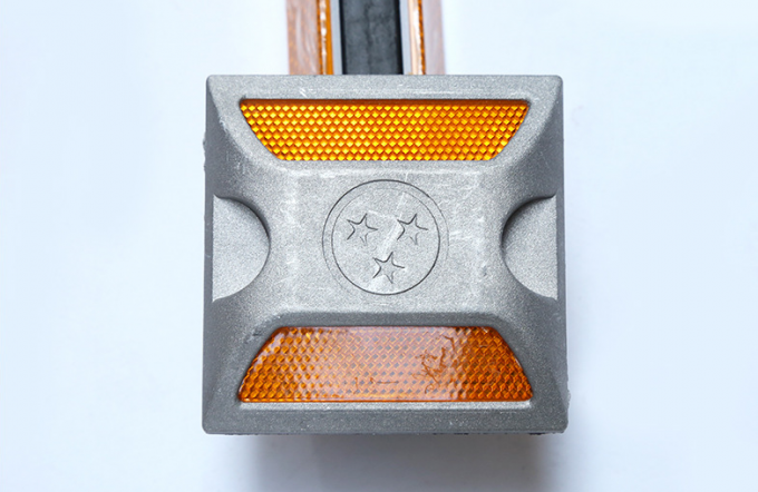 Highly Reflective Road Safety Reflector Aluminum Road Stud for Anti ...