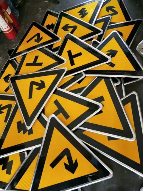 Safety Signs and Warning Signs for Australian Standard Work Sites ...